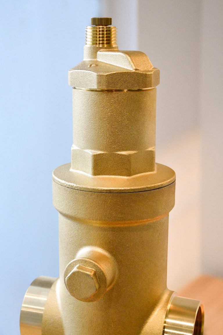 Calefactio expands its 4-in-1 hydraulic separator line with a new brass ...